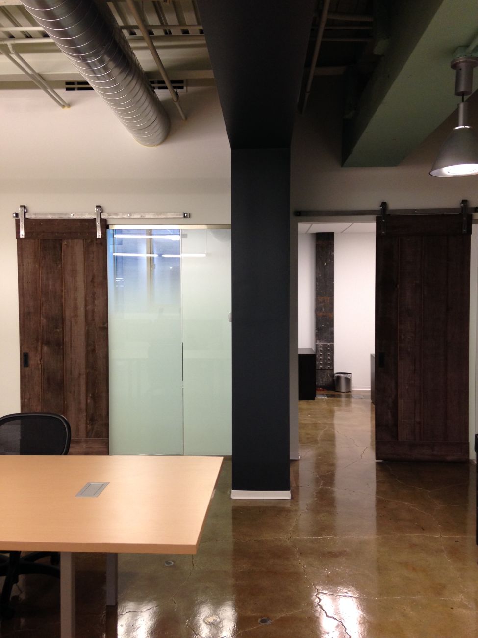 SXJ-0547 Feather Gradient: Decorative Films, LLC.